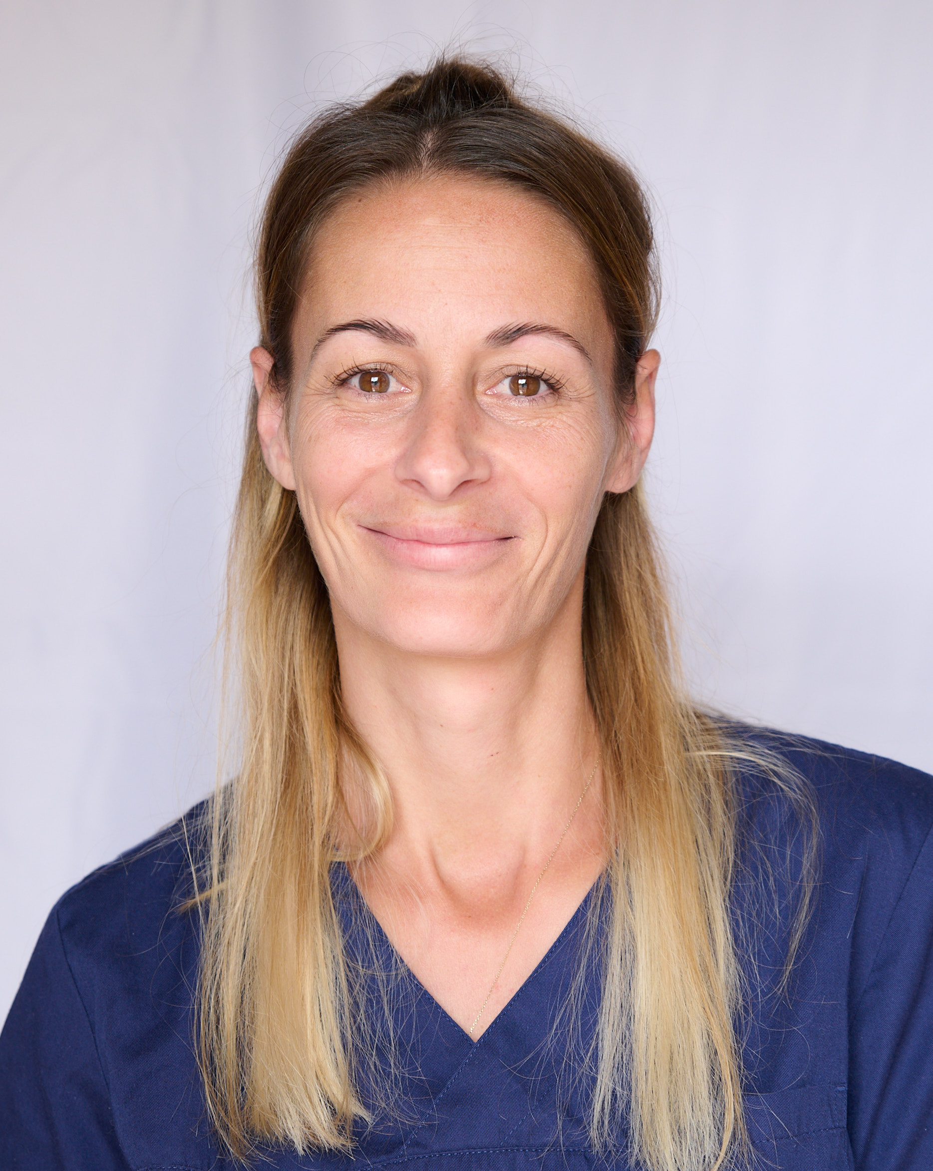 Frau Fischer - Zahnarztpraxis Dr. Kalkan